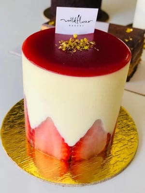 Fraisier - Mini ( A French strawberry cake) - WildFlour by NK